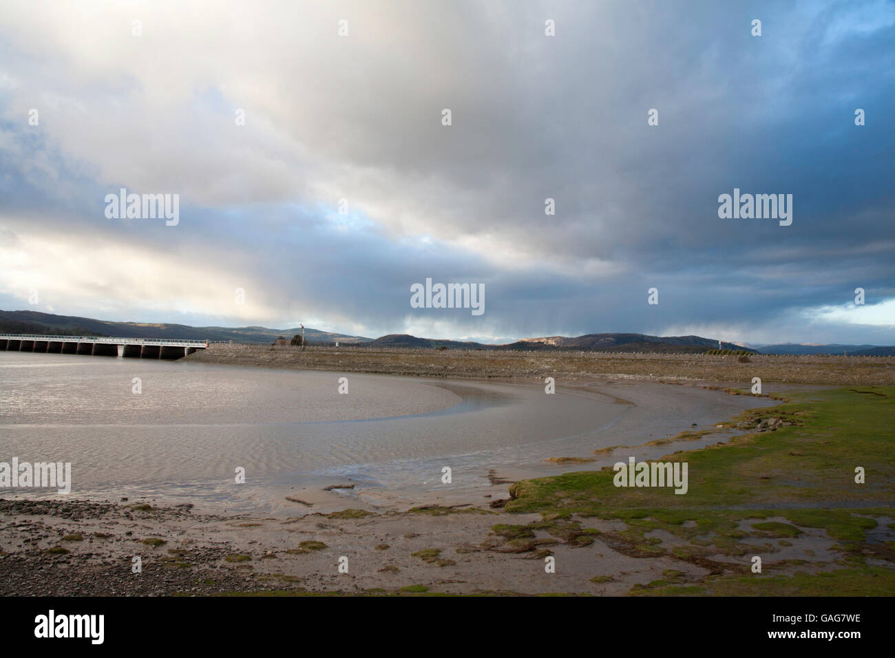 Bridges over river kent hi-res stock photography and images - Alamy