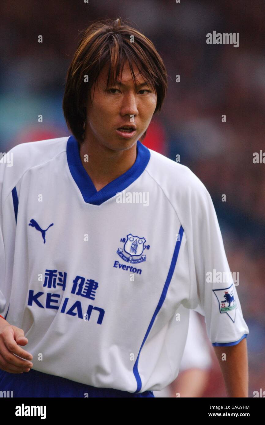 Evertons li tie hi-res stock photography and images - Alamy