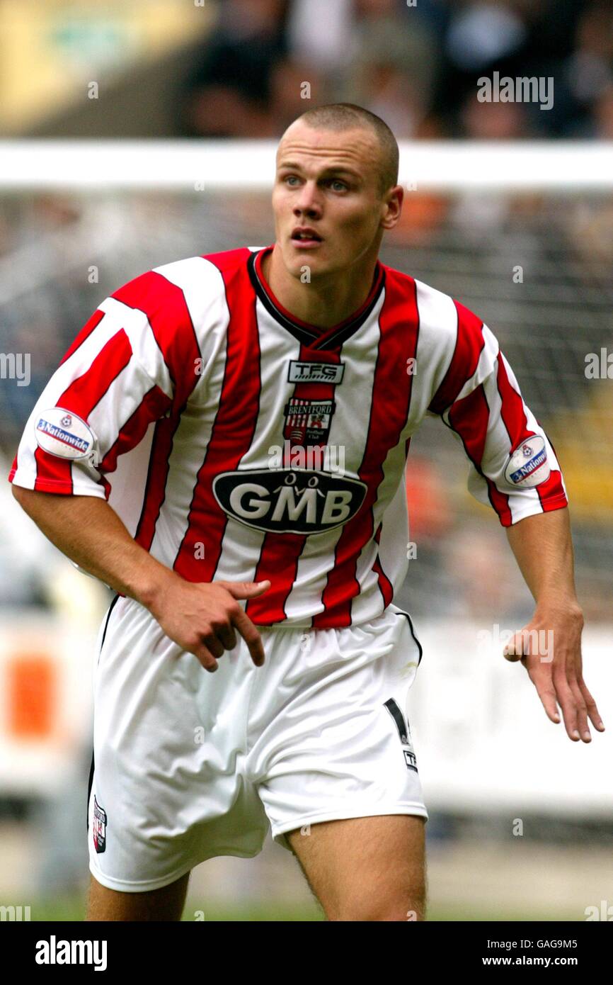 Brentford v notts county hi-res stock photography and images - Alamy