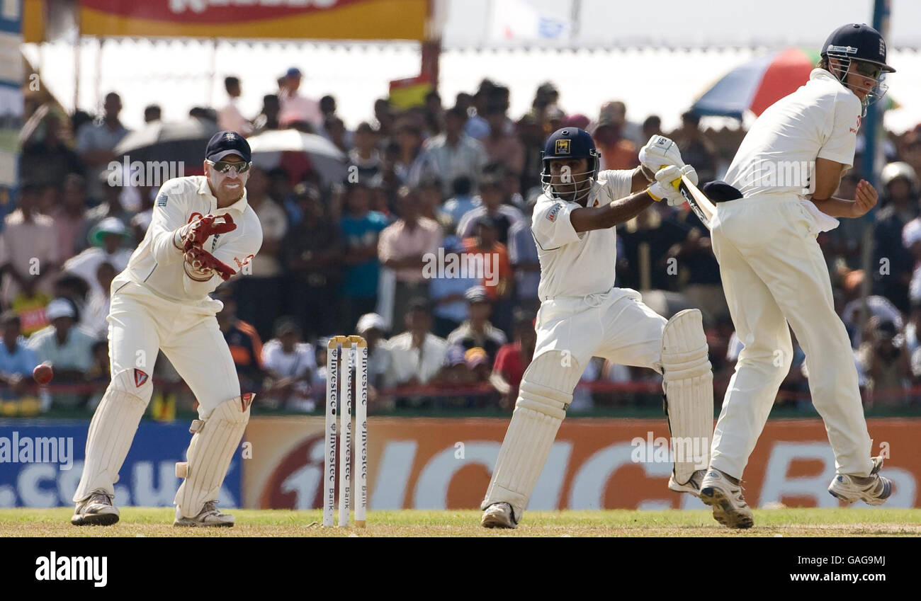 Sri Lankan captain Mahela Jayawardene bats during the Third Test Match ...