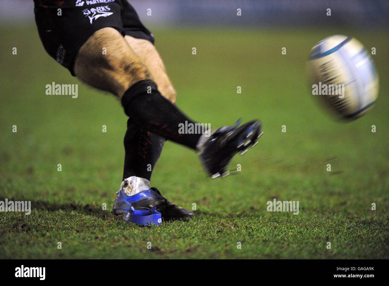 Rugby ball kick feet sharks mud hi-res stock photography and images - Alamy