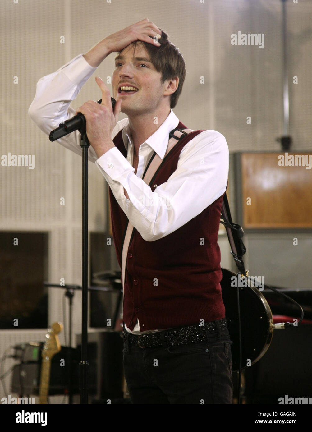 Dan Gillespie-Sells of The Feeling during a preview of songs from their ...
