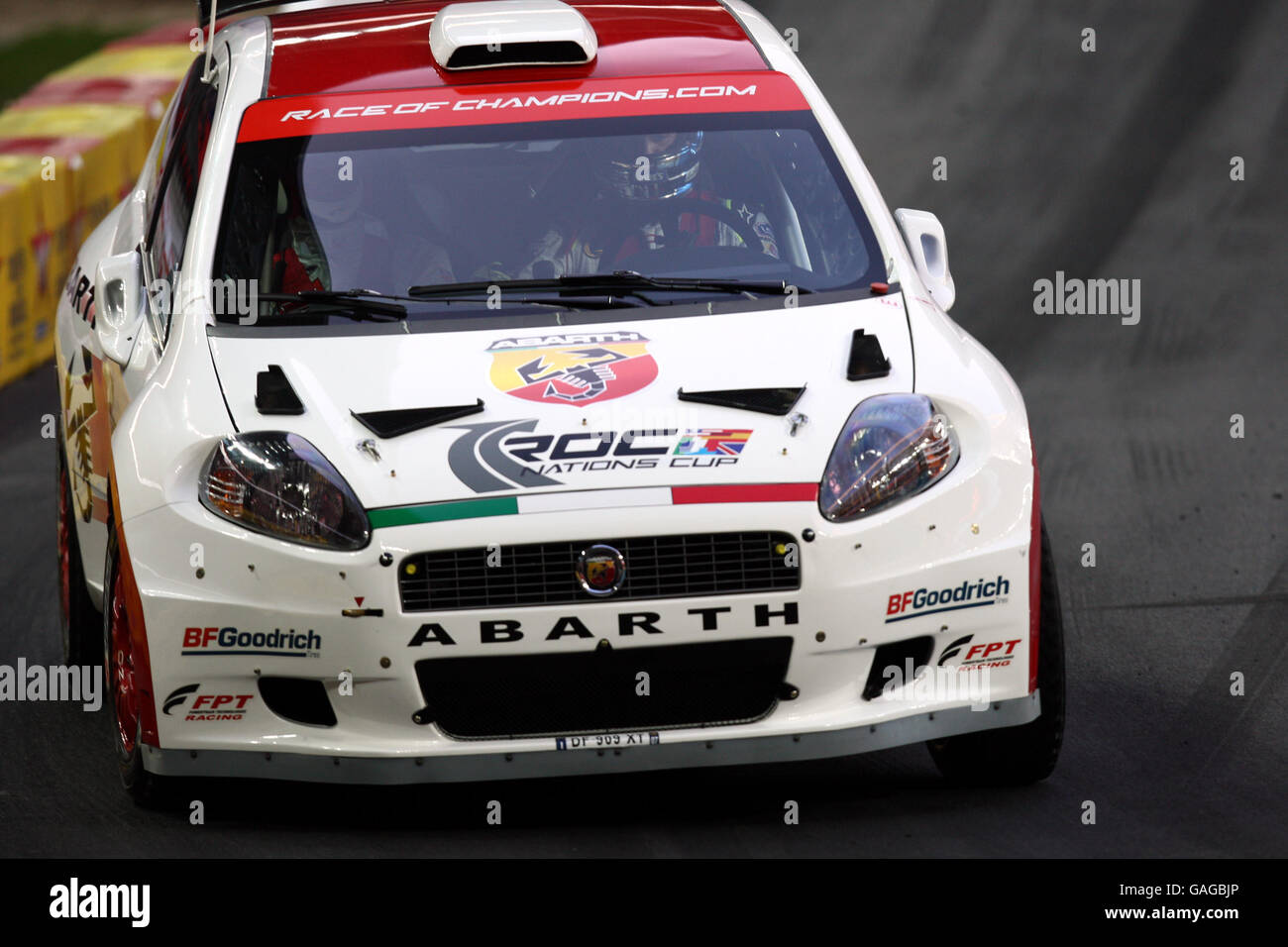 Motor racing race of champions wembley stadium hi-res stock photography ...