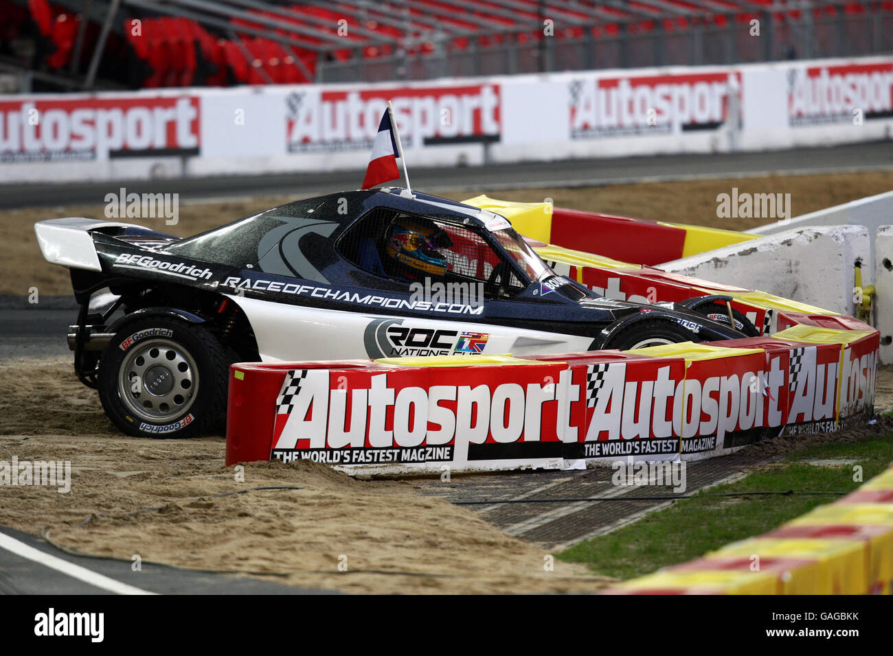 Motor racing race of champions wembley stadium hi-res stock photography ...