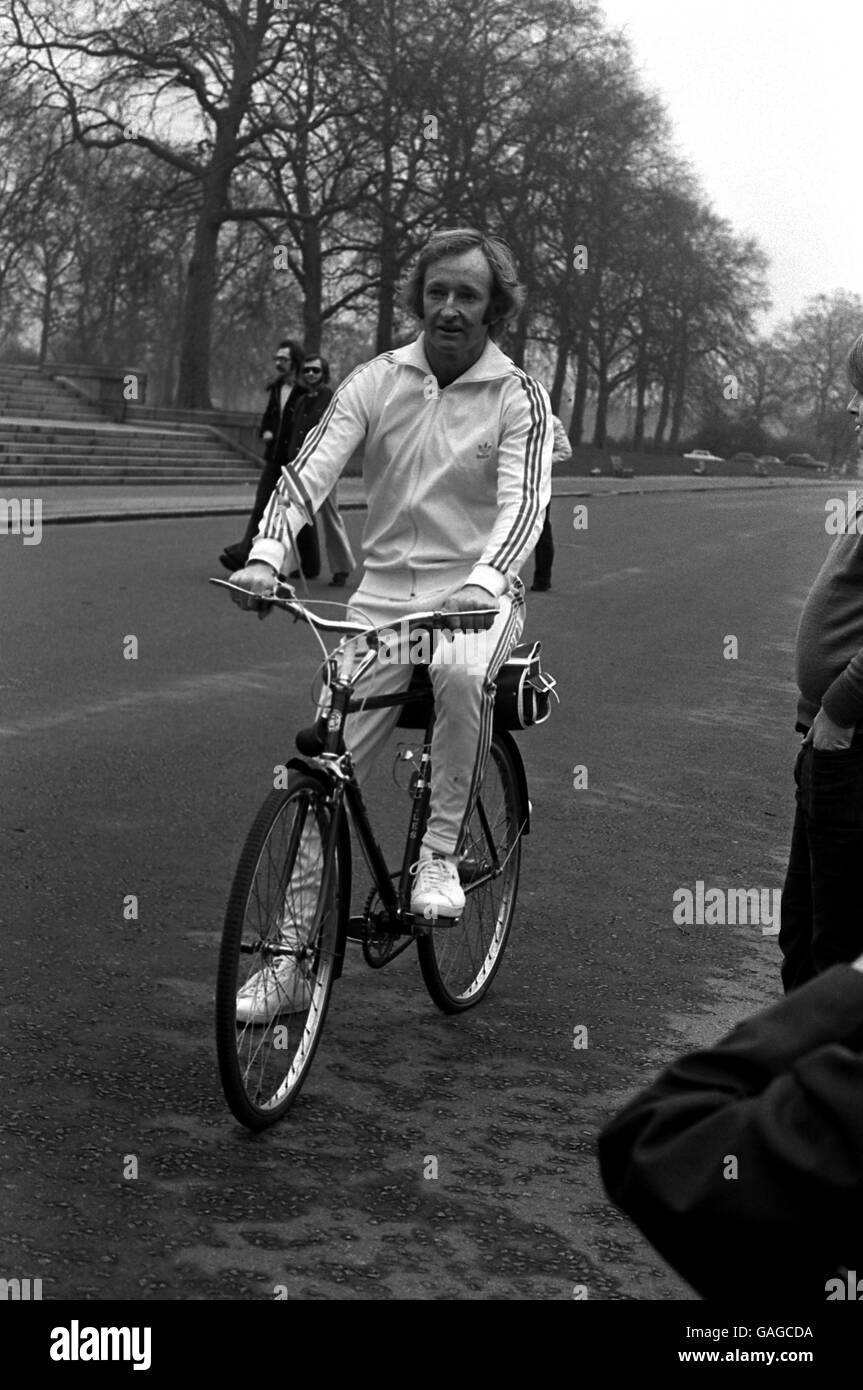 Tennis - Rothmans International Tournament Stock Photo - Alamy