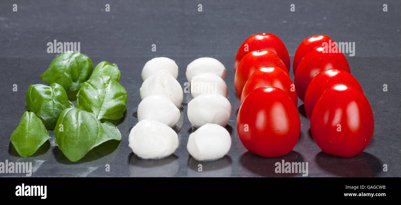 Italian flag made out of typical italian food Stock Photo - Alamy