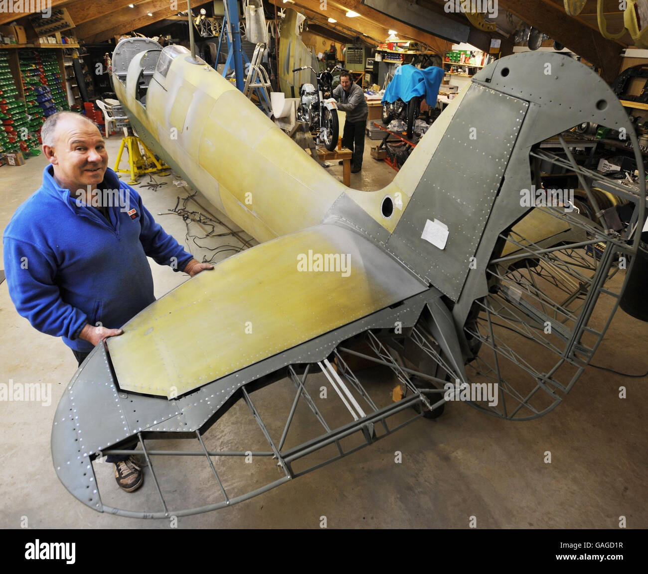 Photo dated 19/12/2007 of Martin Phillips at the tail of the partially ...