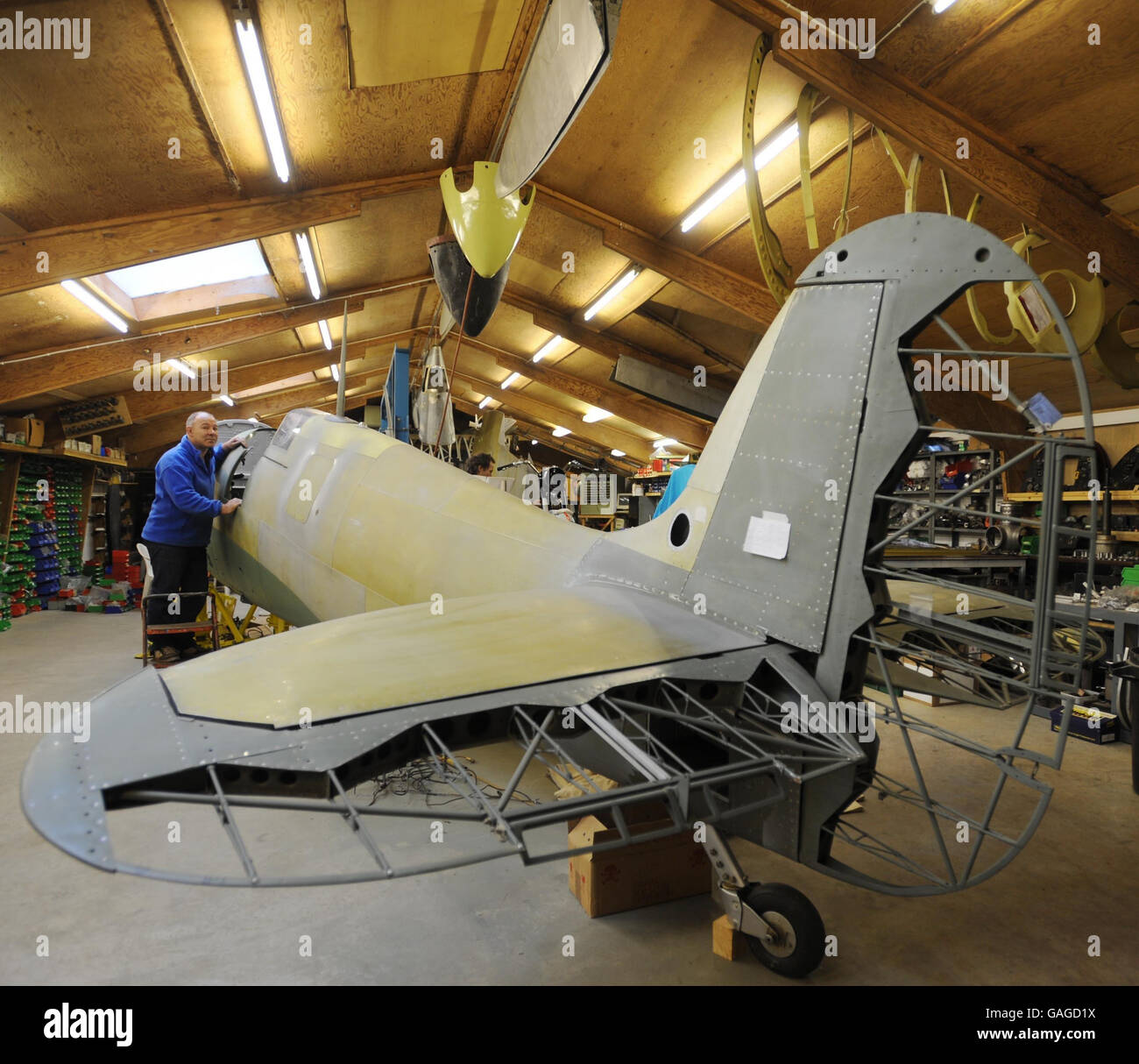 Photo dated 19/12/2007 of Martin Phillips with the partially built ...