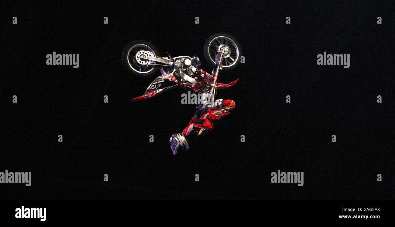 Extreme sports extreme sport hi-res stock photography and images - Alamy