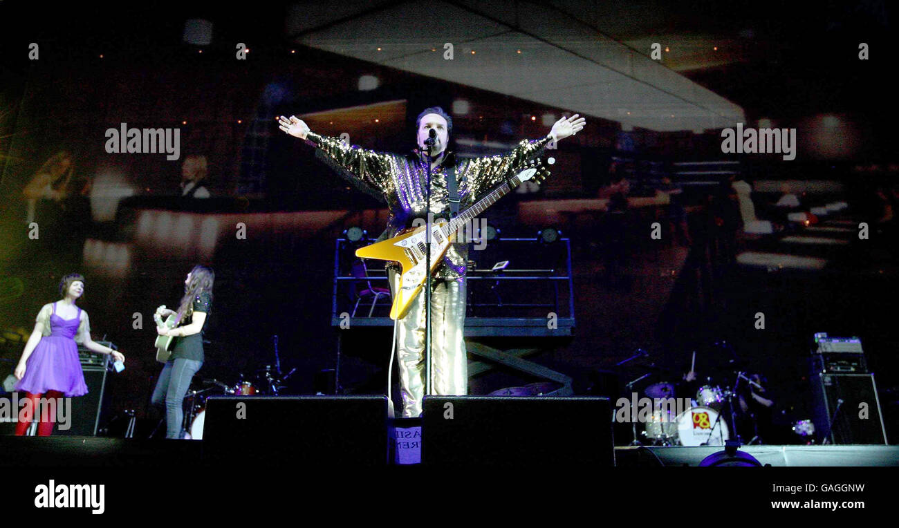 Liverpool The Musical - Liverpool. Pete Wylie and band take part in ...