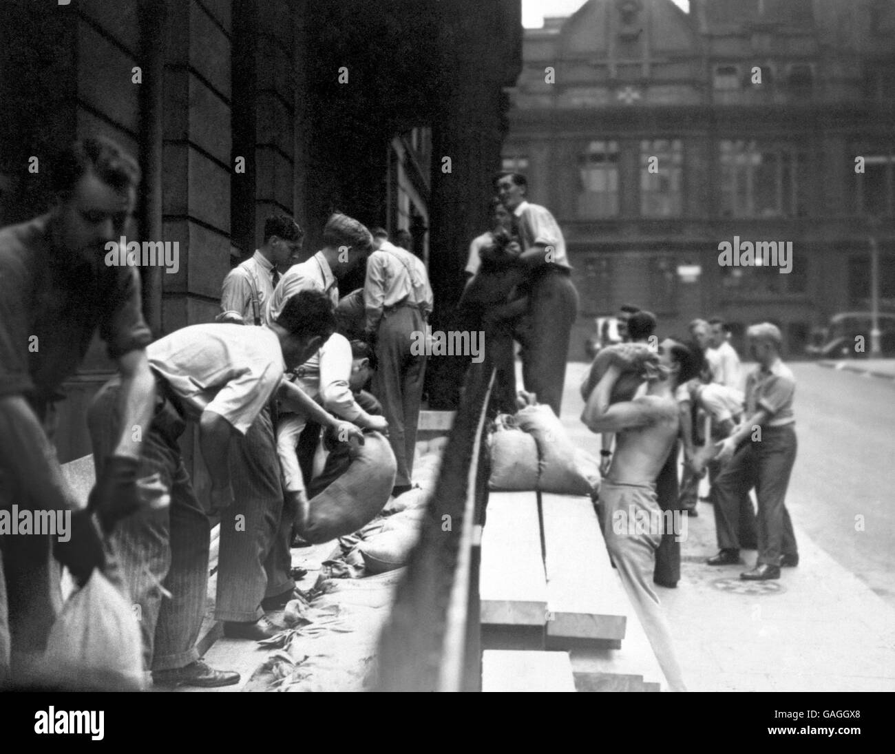 Phoney war hi-res stock photography and images - Alamy