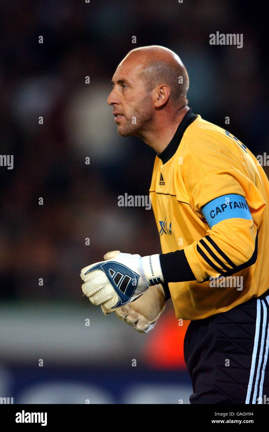 Club brugges goalkeeper dany verlinden hi-res stock photography and ...