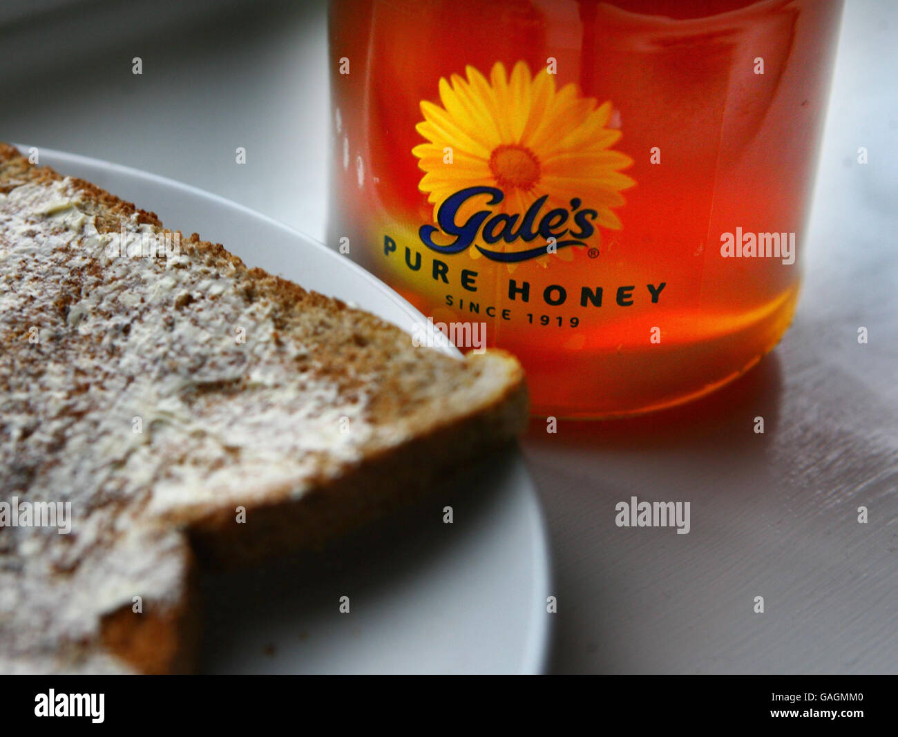Most expensive honey hi-res stock photography and images - Alamy