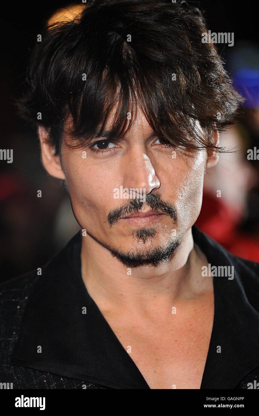 Johnny Depp arrives for the premiere of Sweeney Todd: The Demon Barber ...