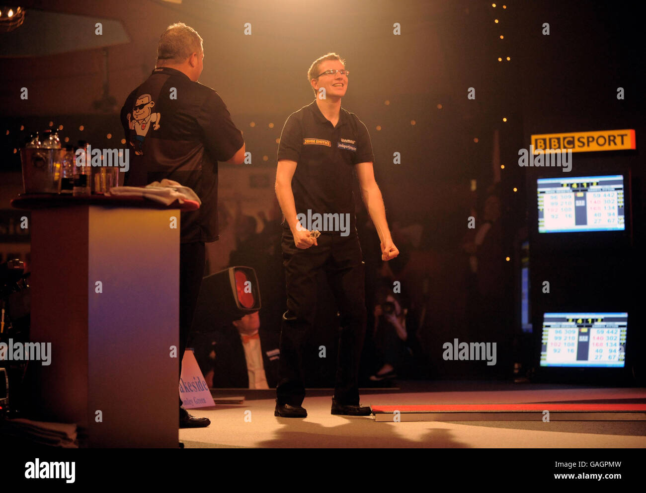 Mark Webster celebrates his quater final victory over Darryl Fitton ...