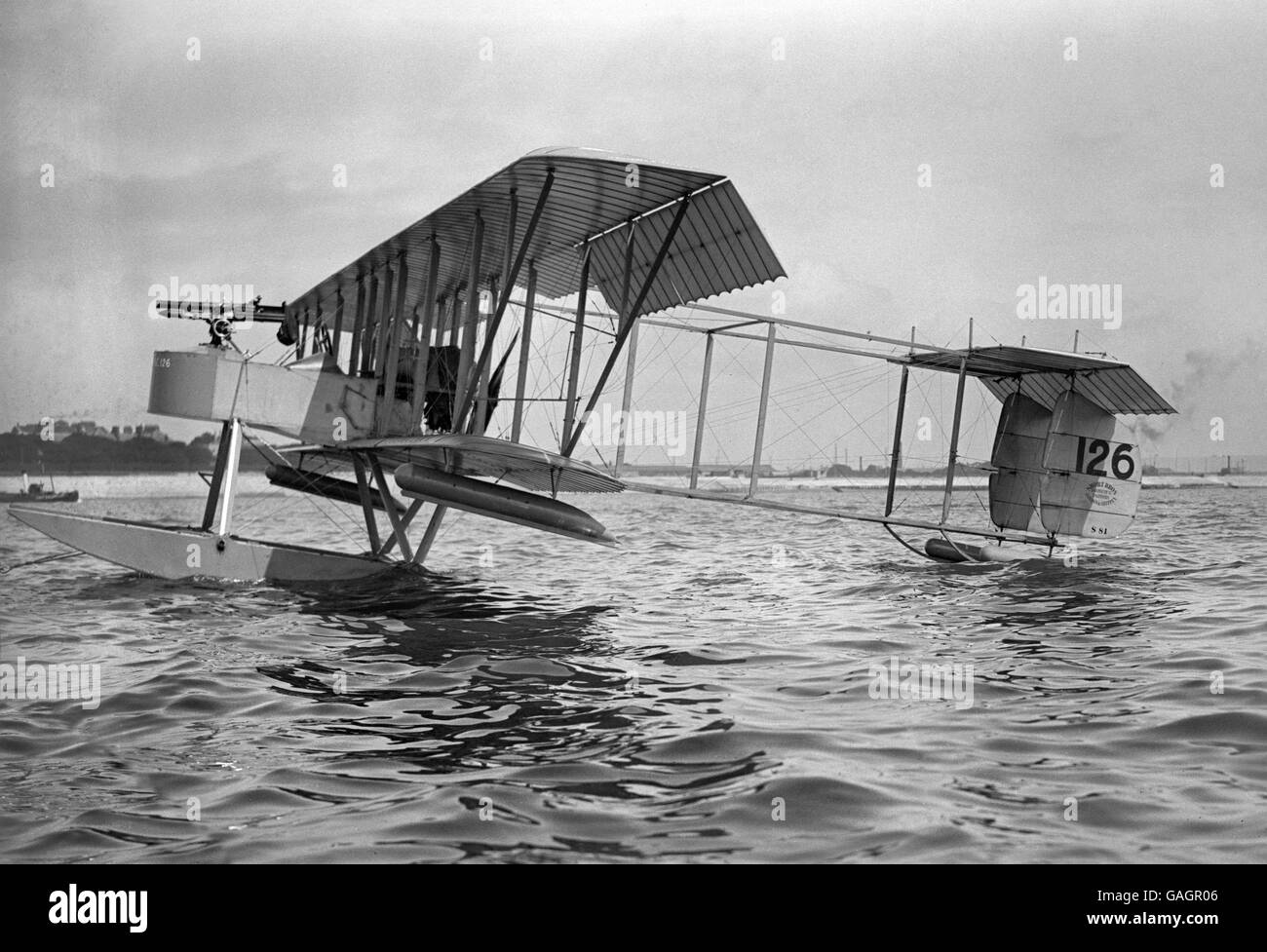 World War One - Short Brothers S.81 Seaplane - 1914 Stock Photo - Alamy