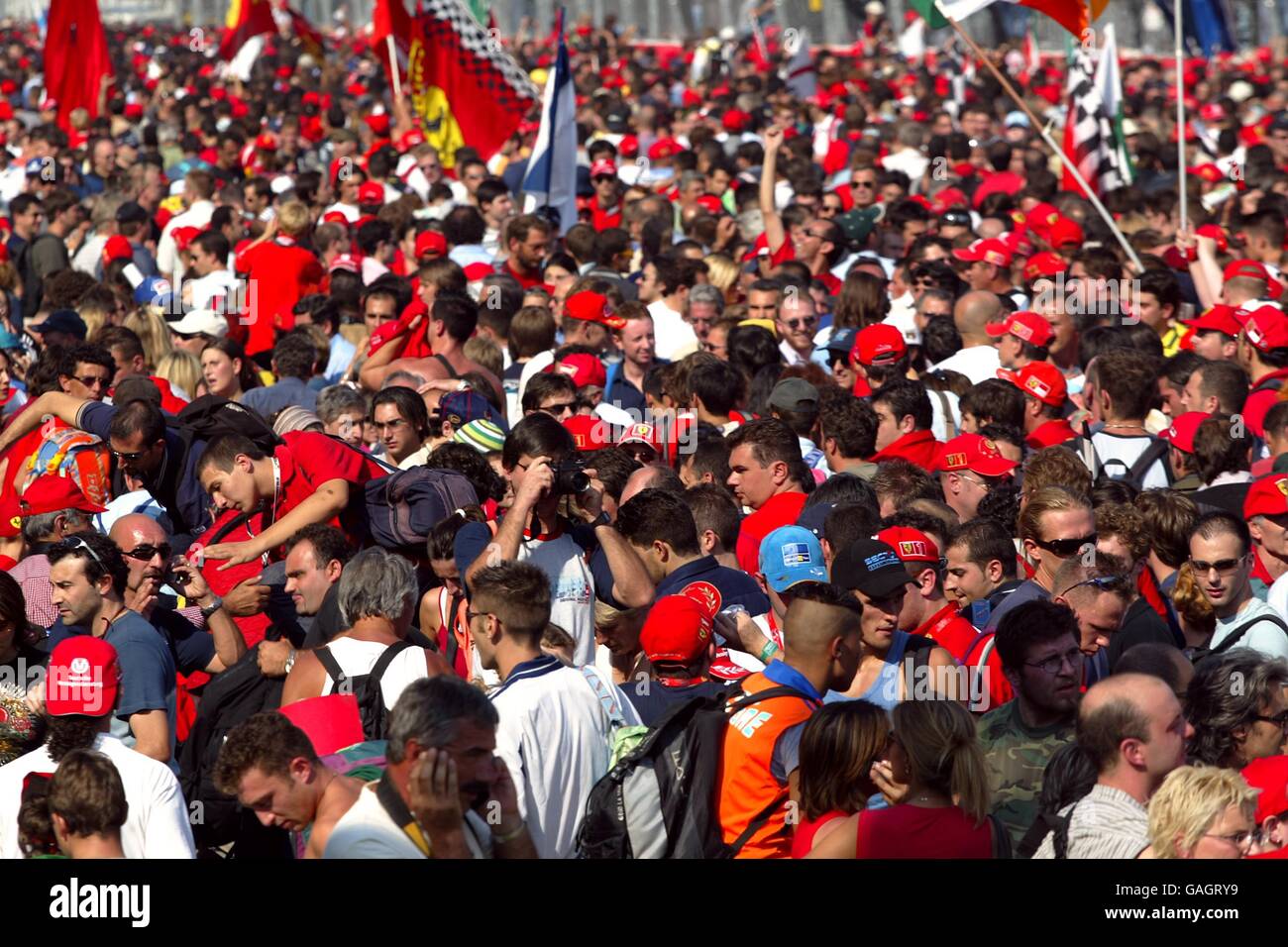 Race formula hi-res stock photography and images - Alamy