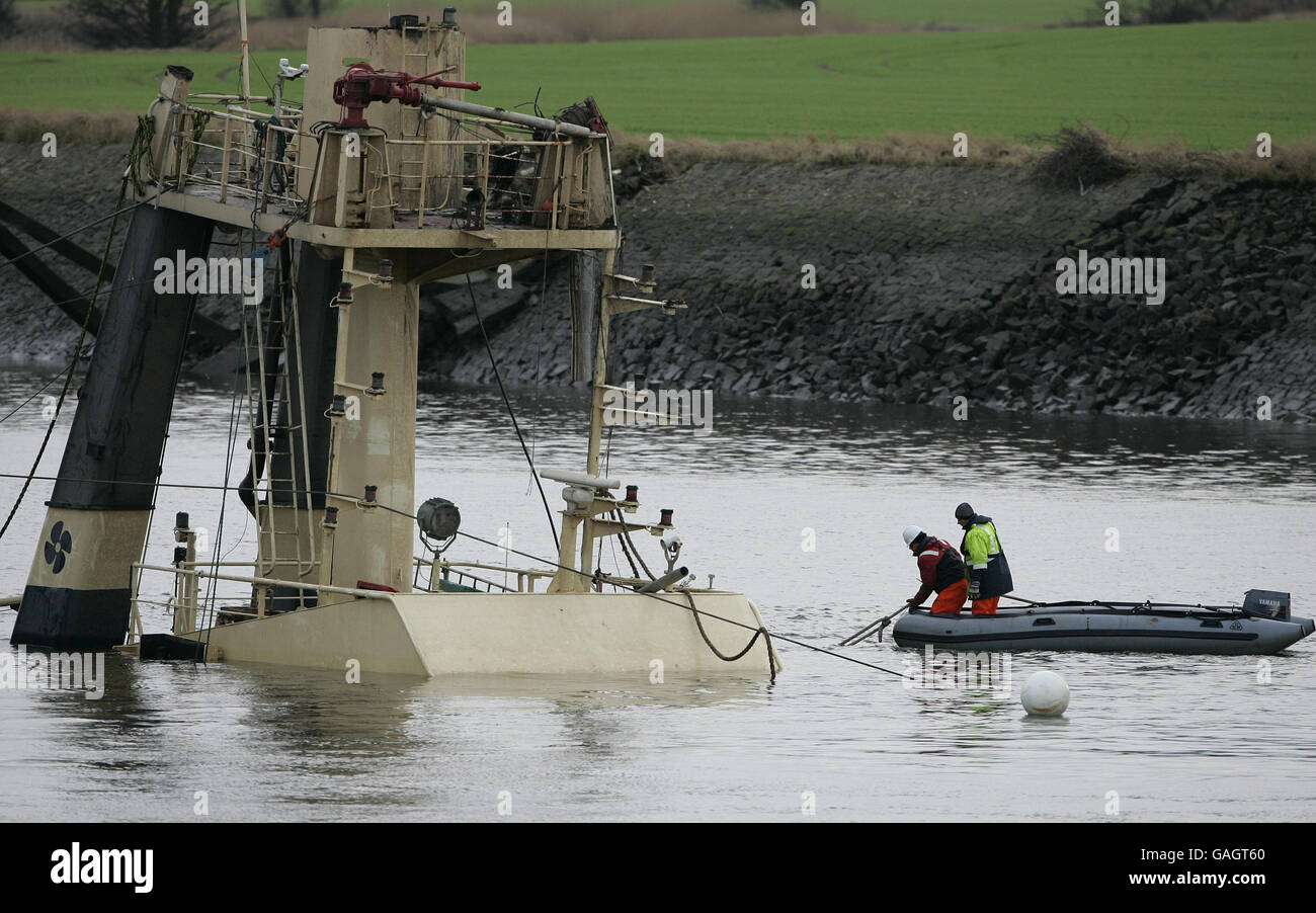 The top of the Flying Phantom Tug is visible as the barge, GPS Atlas ...
