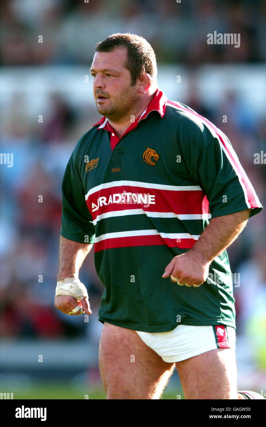 Top half stock sportasthma hi-res stock photography and images - Alamy