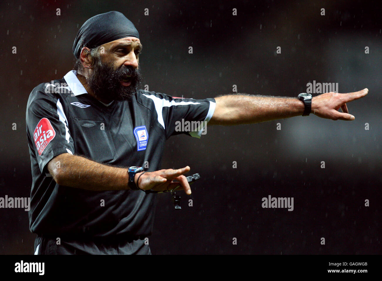 Soccer - Johnstone's Paint Trophy - Southern Section - Semi-Final ...