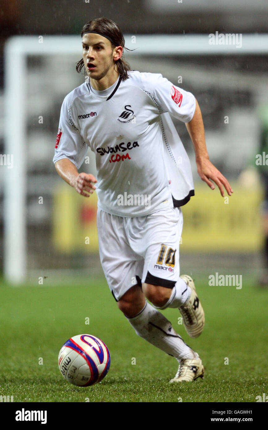 Soccer - Johnstone's Paint Trophy - Southern Section - Semi-Final ...