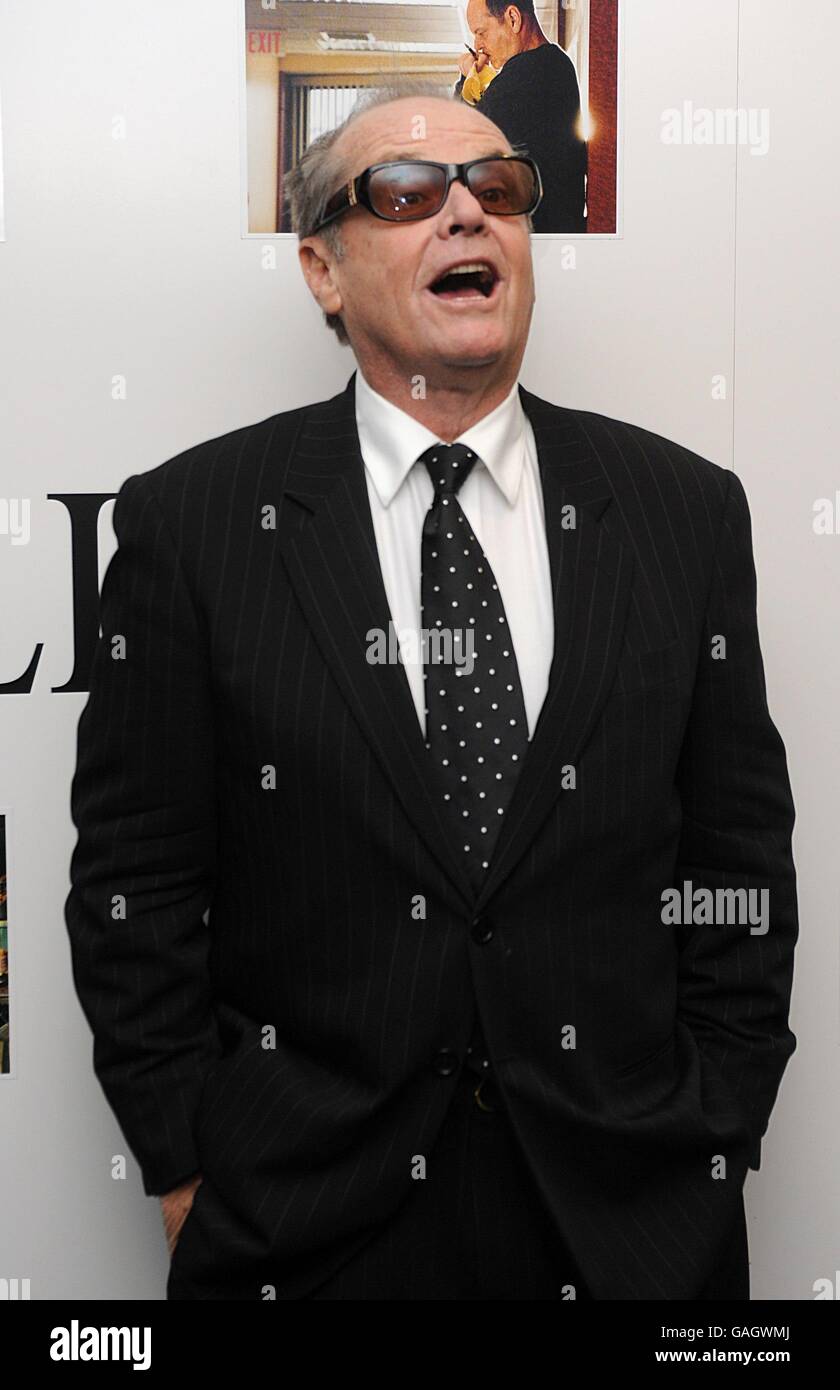 Jack Nicholson arrives for the UK Premiere of The Bucket List at the ...