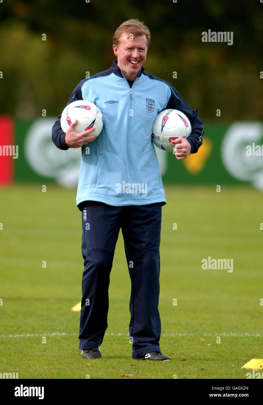 Englands steve mcclaren during training hi-res stock photography and ...