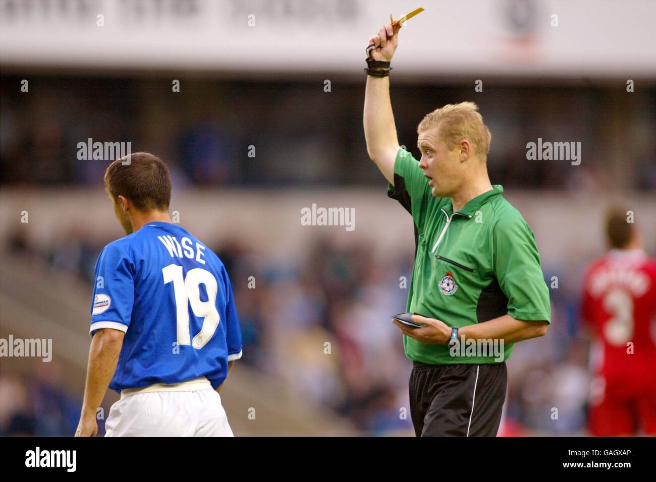 Referee andy hall hi-res stock photography and images - Alamy