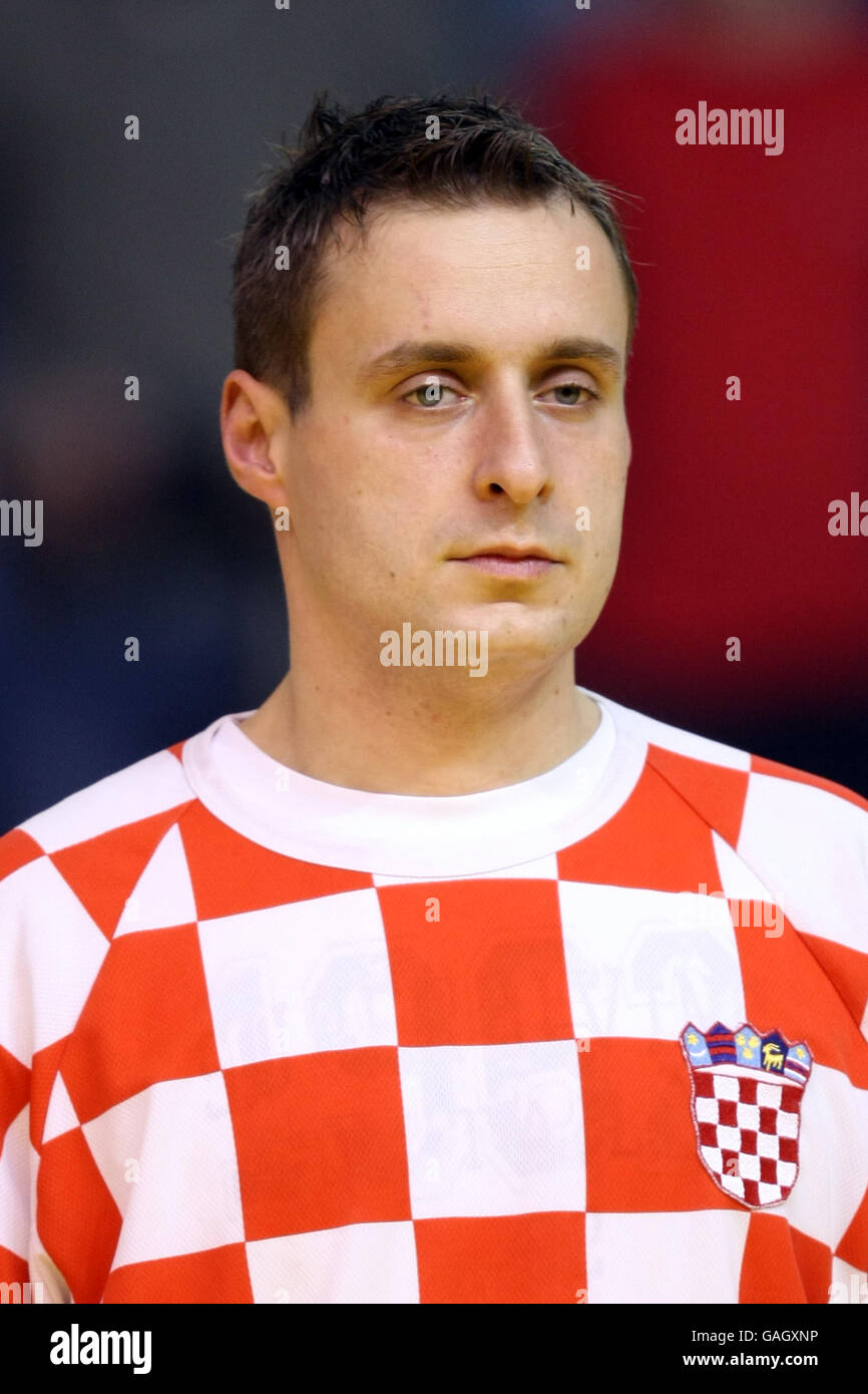 Ponds forge pool hi-res stock photography and images - Alamy