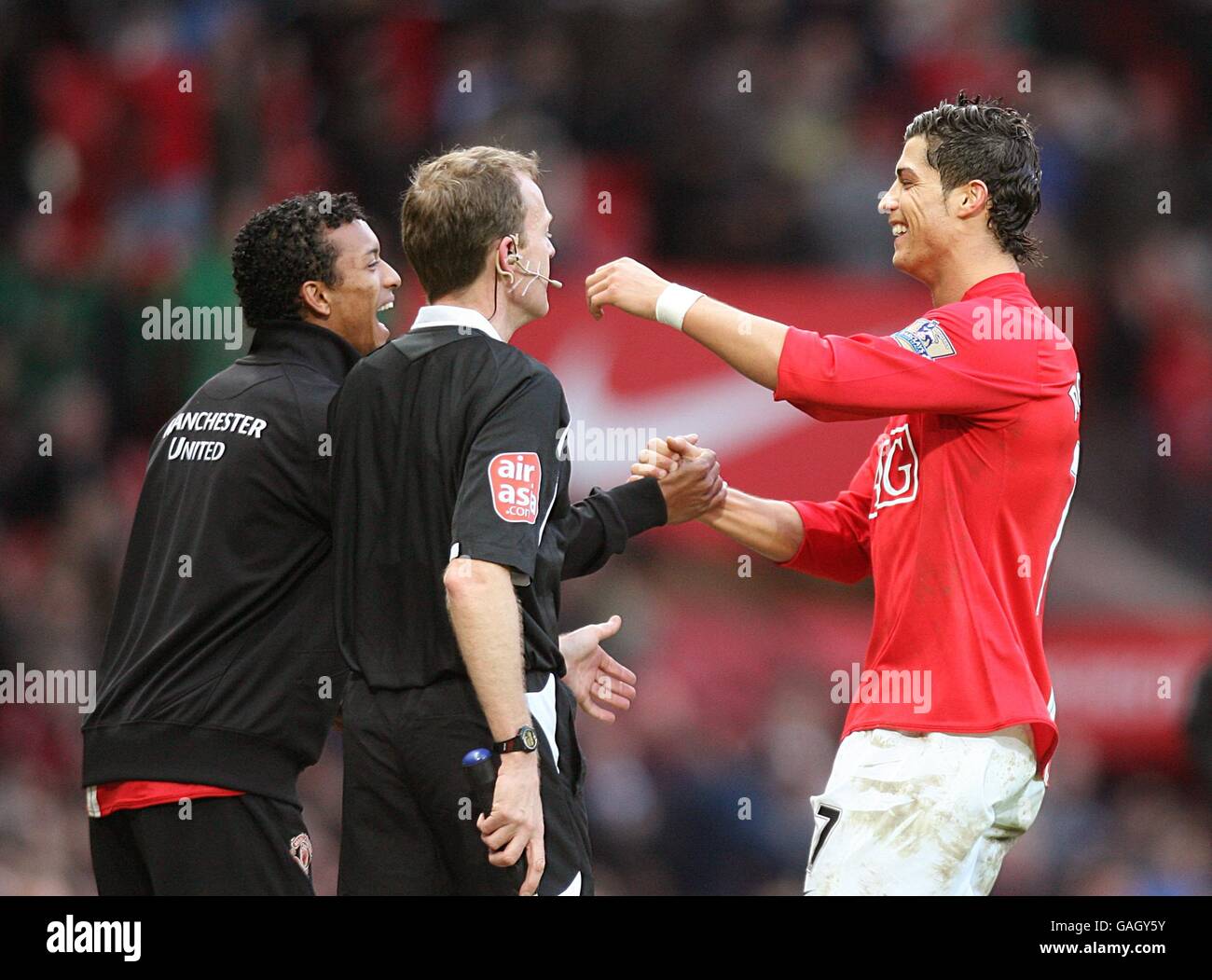 Manchester uniteds cristiano ronaldo centre celebrates his goal hi-res ...