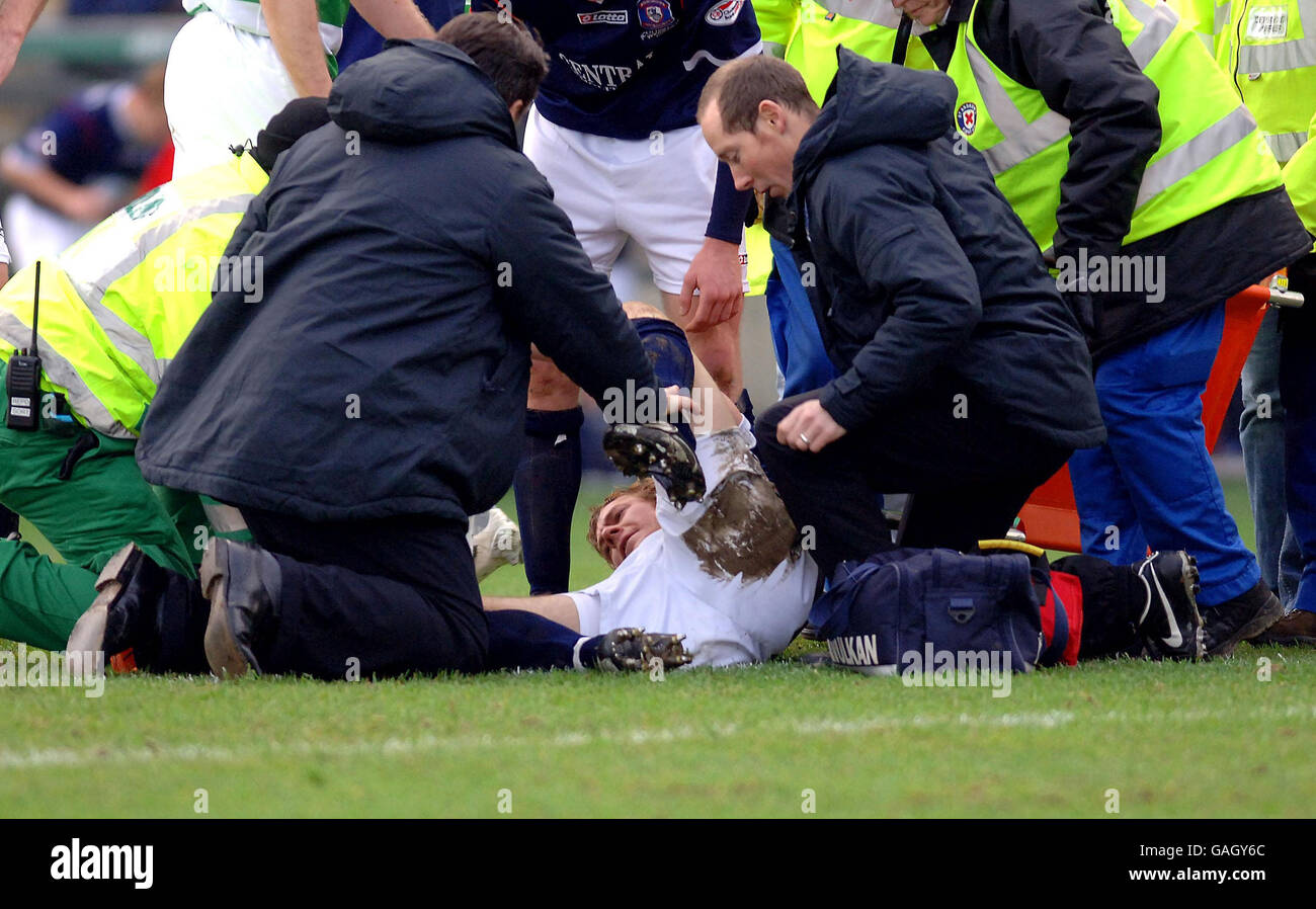 Football broken leg hi-res stock photography and images - Alamy