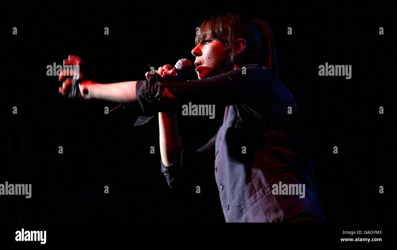 American singer-songwriter Cat Power performing at Shepherd's Bush ...