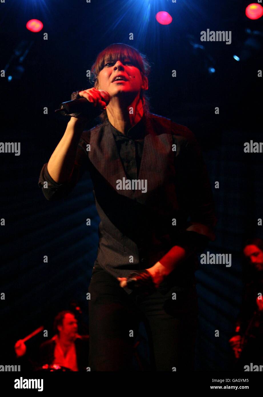 American singer-songwriter Cat Power performing at Shepherd's Bush ...