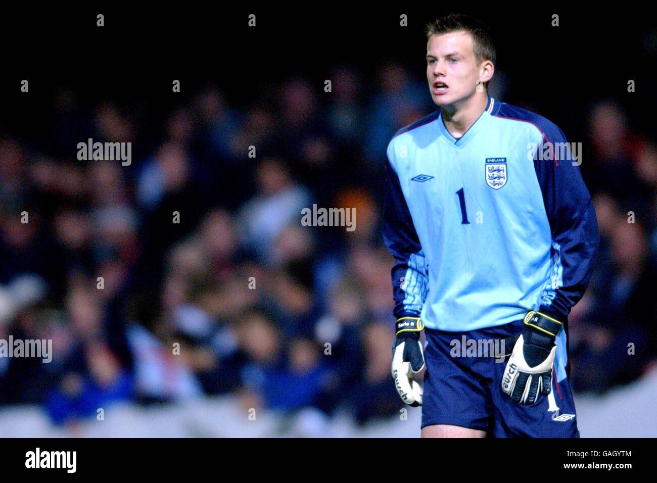 England goalkeeper luke steele hi-res stock photography and images - Alamy
