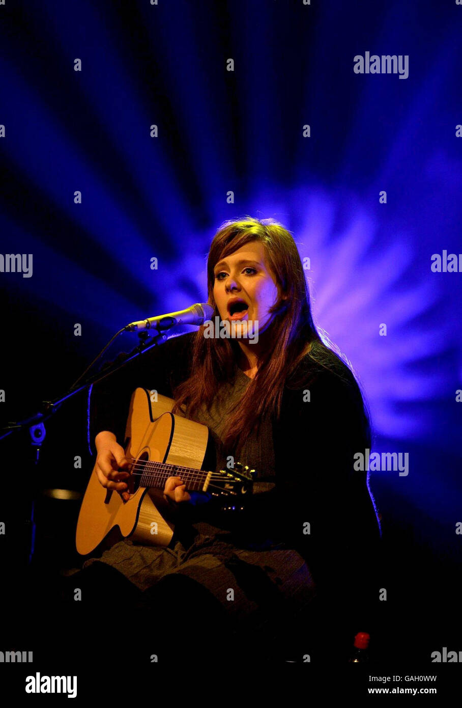 Adele Performing In Concert - London Stock Photo - Alamy