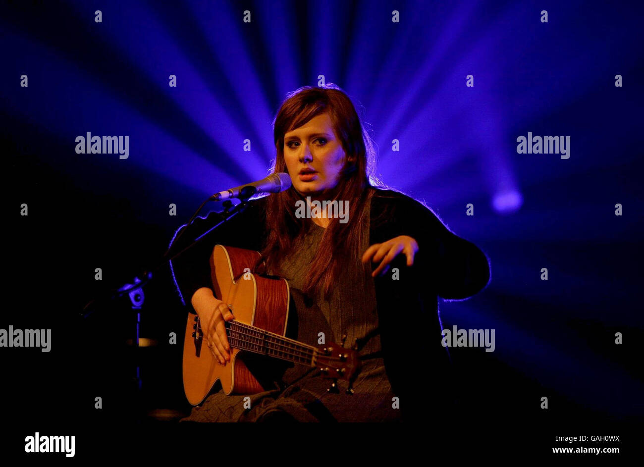 Adele Performing In Concert - London Stock Photo - Alamy