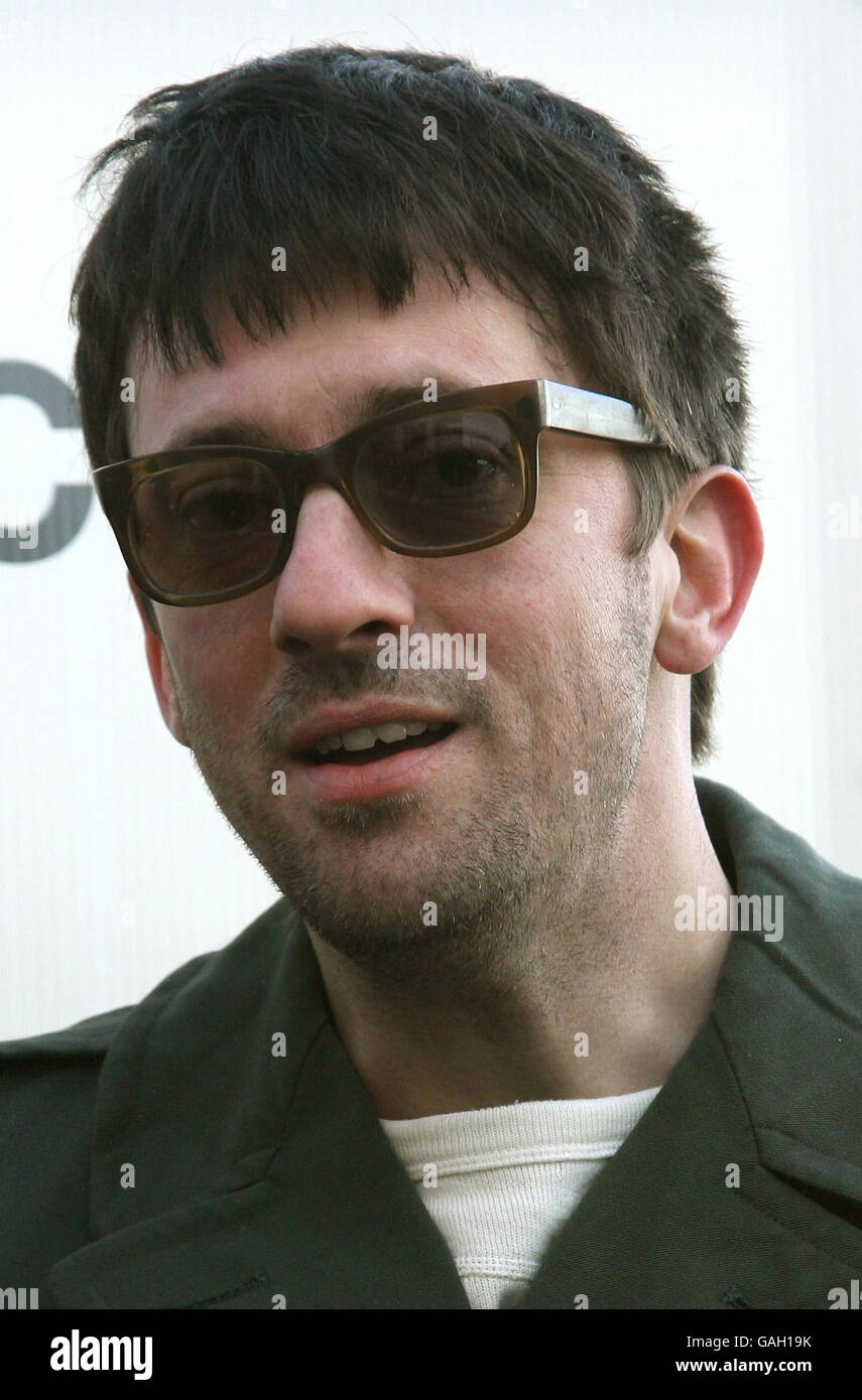 Graham coxon from blur hi-res stock photography and images - Alamy