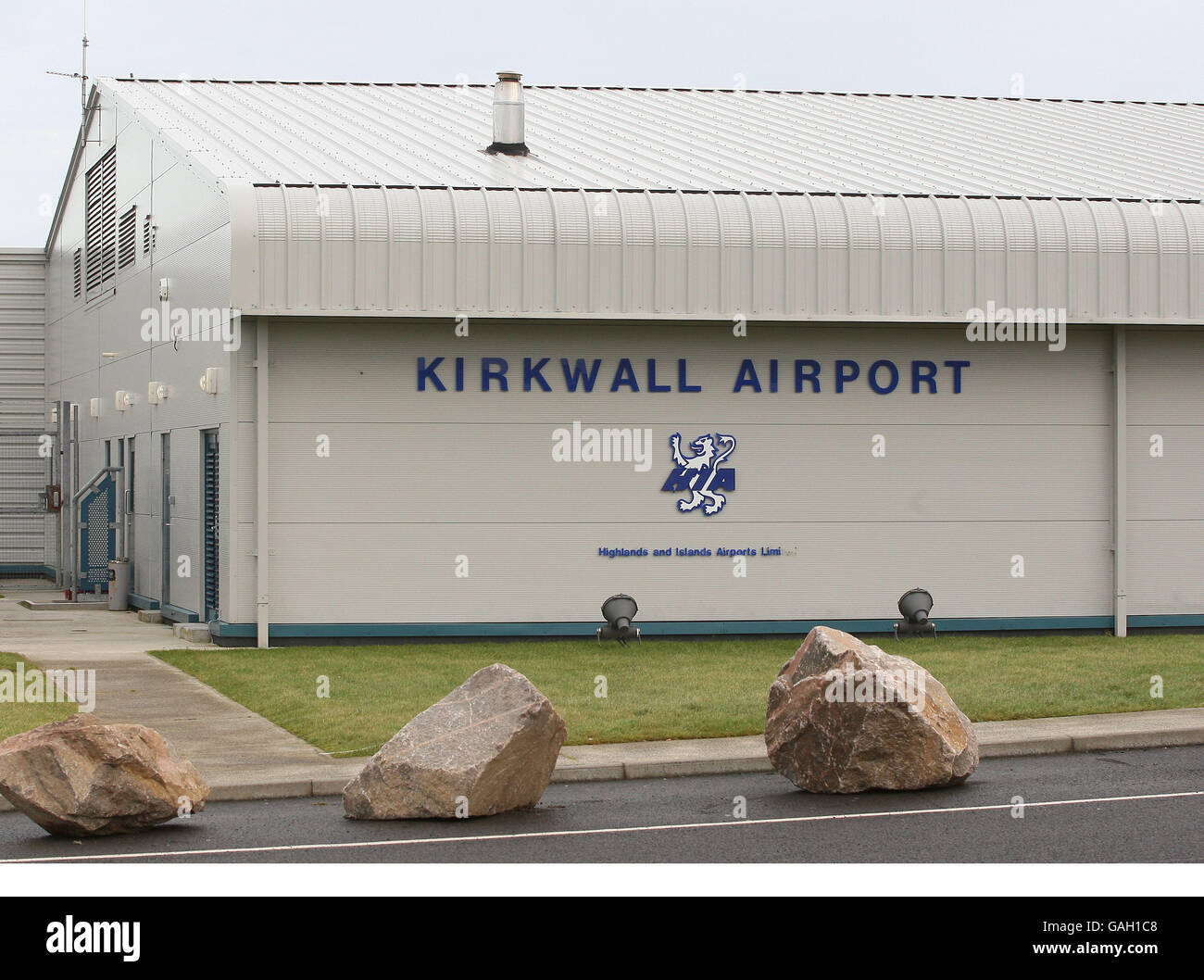 Kirkwall airport hi-res stock photography and images - Alamy