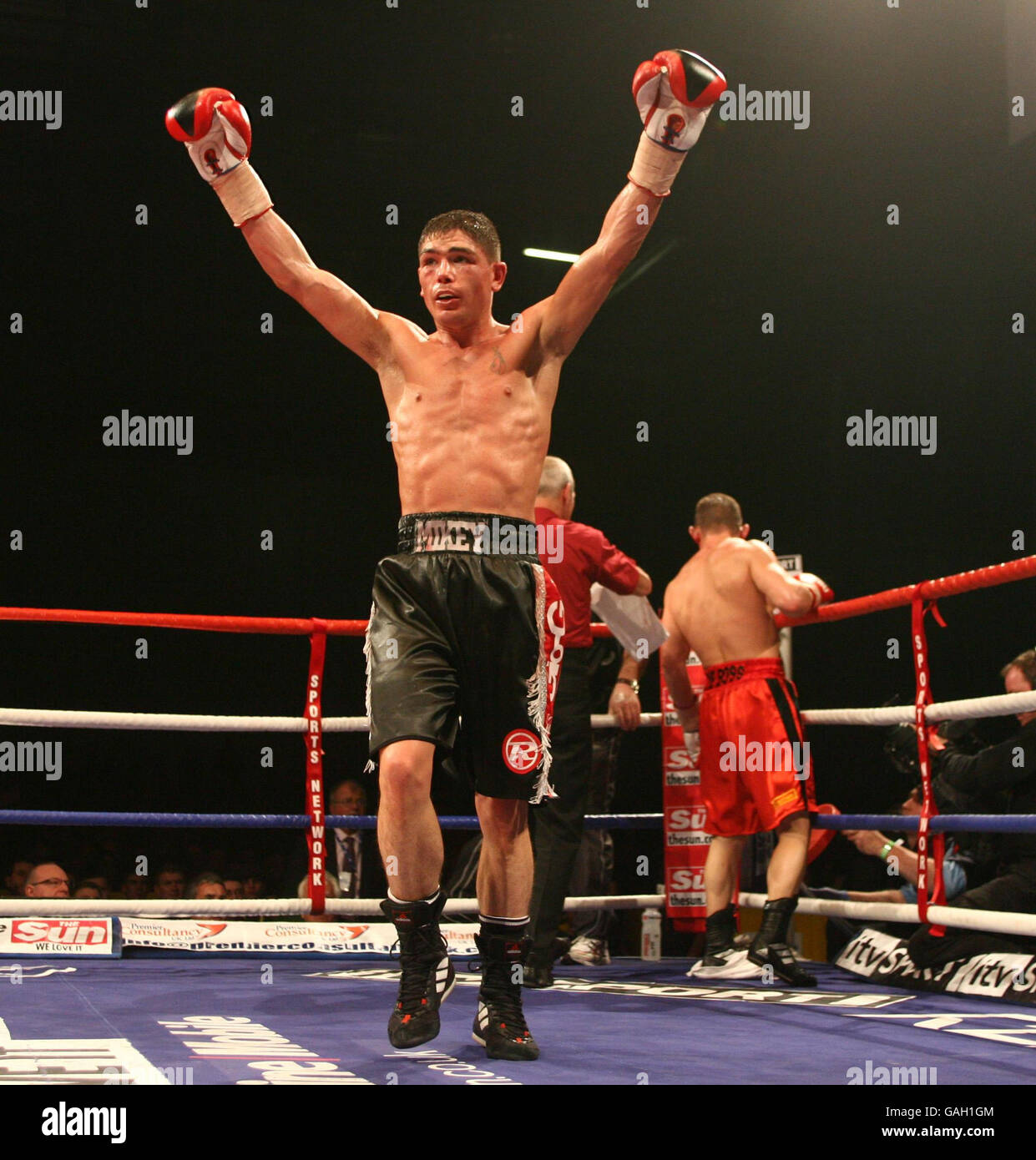 Boxing - WBU Welterweight Title - Michael Jennings v Ross Minter ...