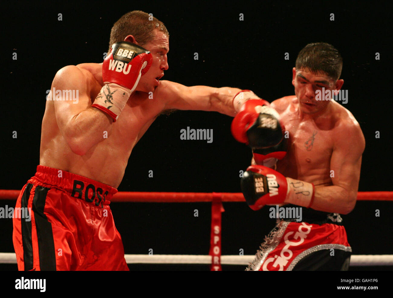 Boxing wbu welterweight title michael jennings ross minter excel arena ...
