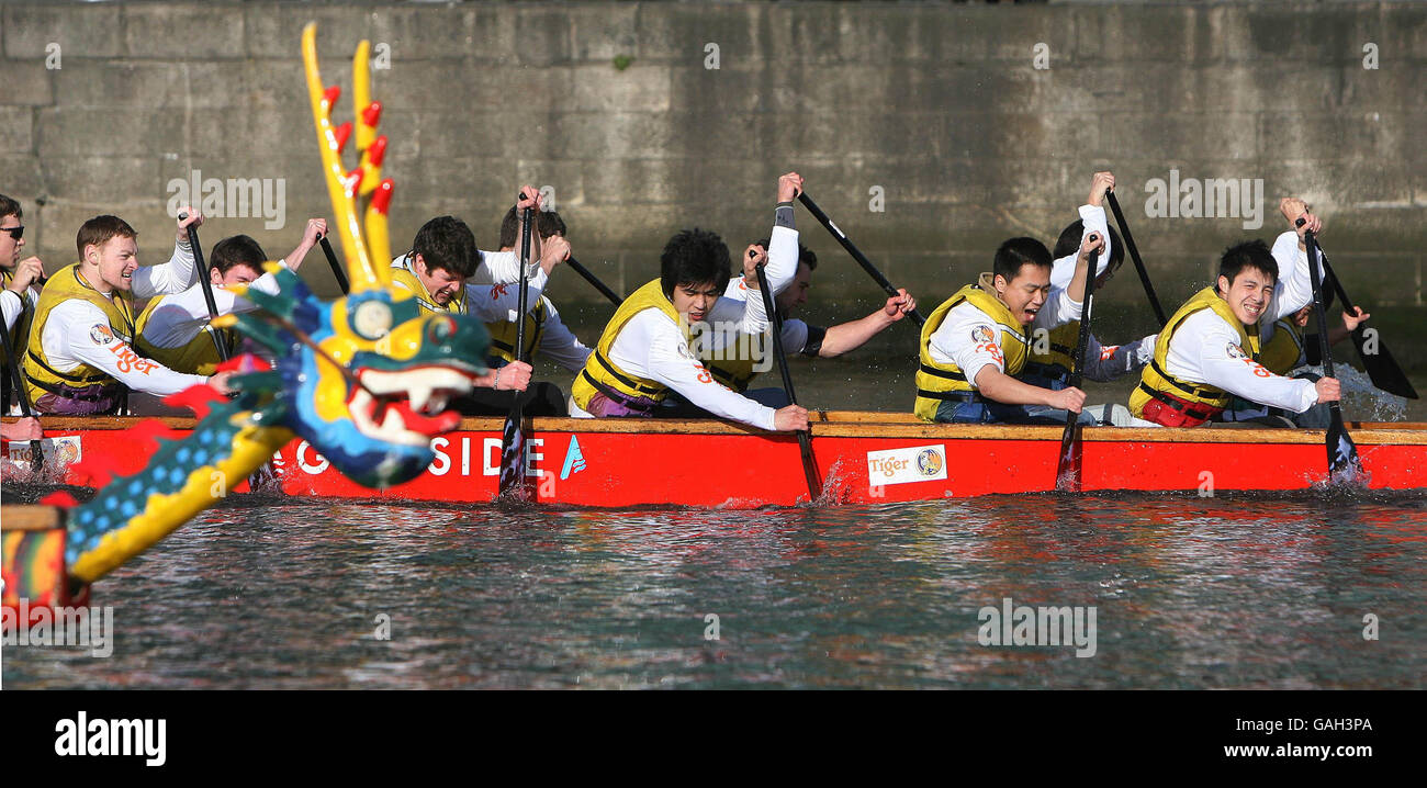 Traditions dragon hi-res stock photography and images - Alamy