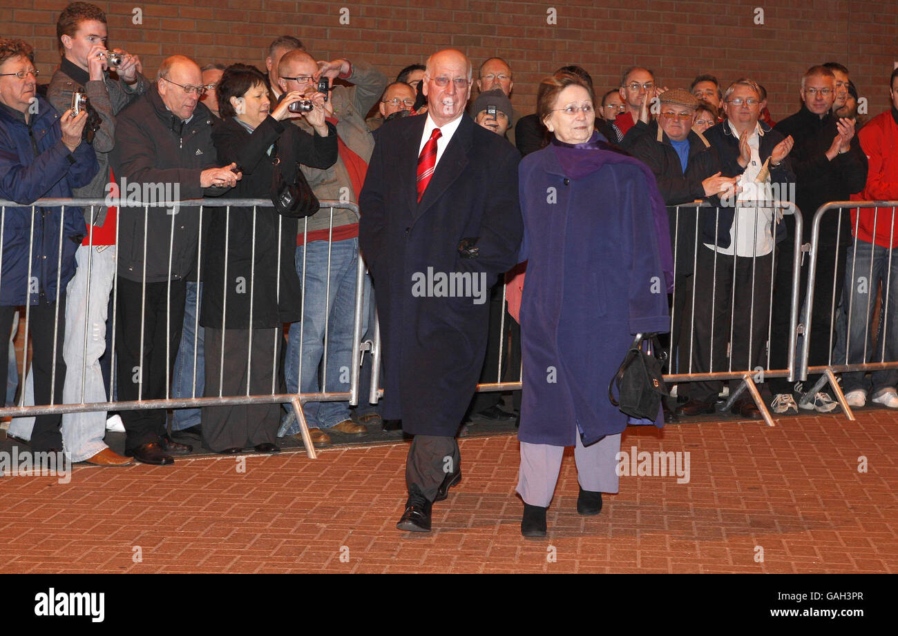 Sir Bobby Charlton and his wife Lady Norma Charlton arrive for a ...