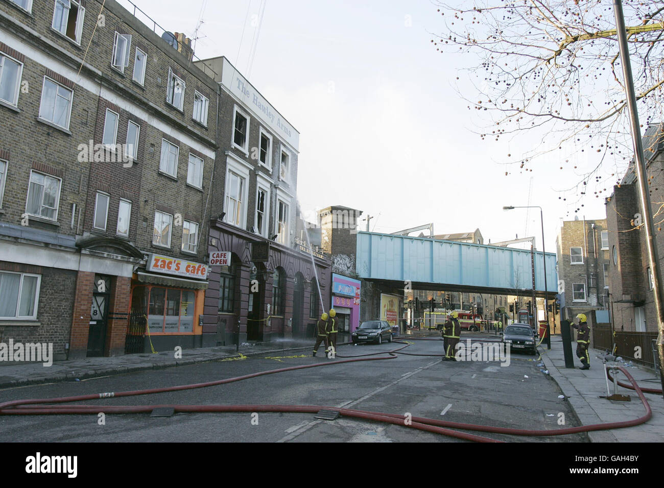 Major fire consumes famous market Stock Photo - Alamy