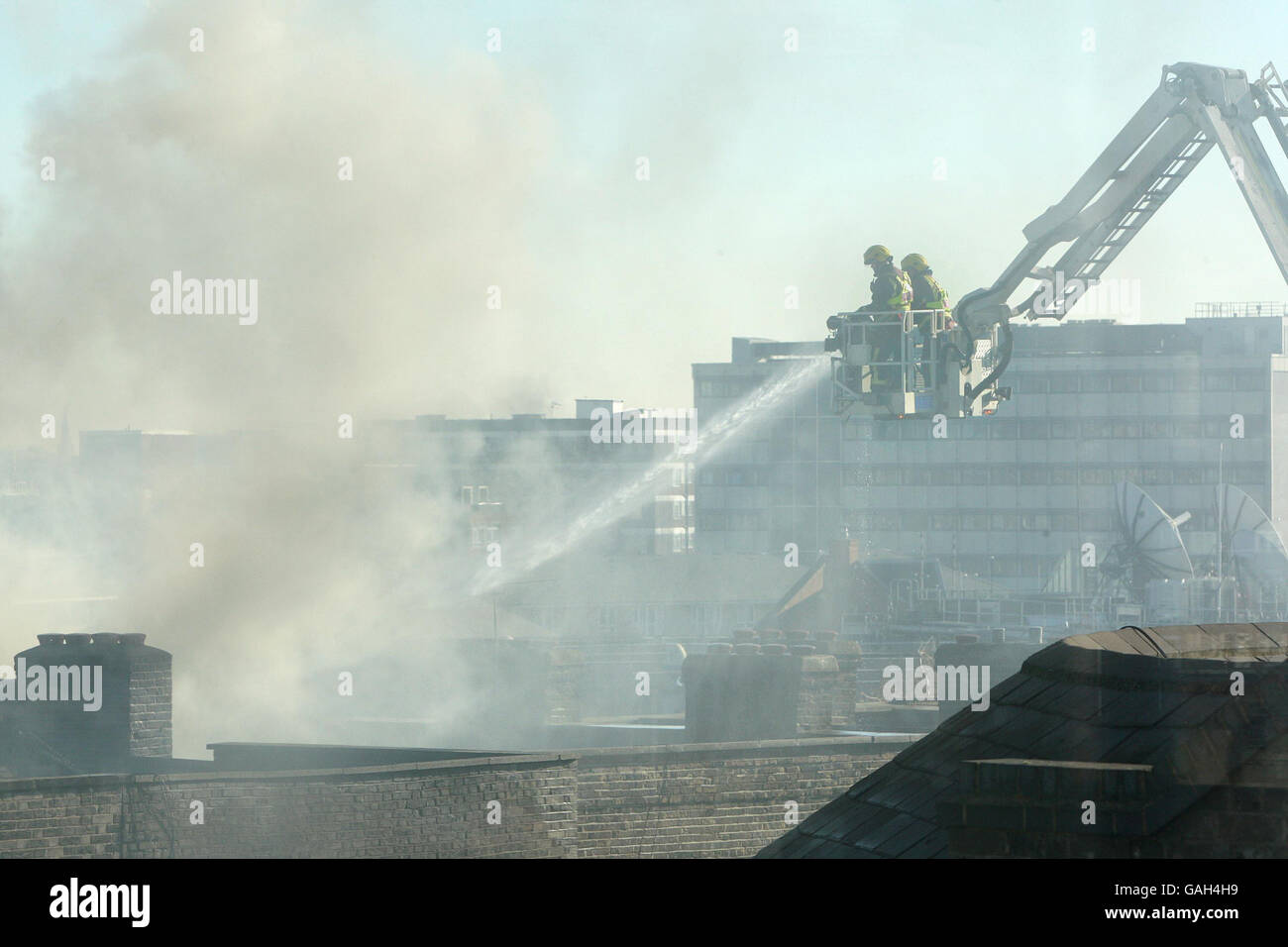Major fire consumes famous market Stock Photo - Alamy