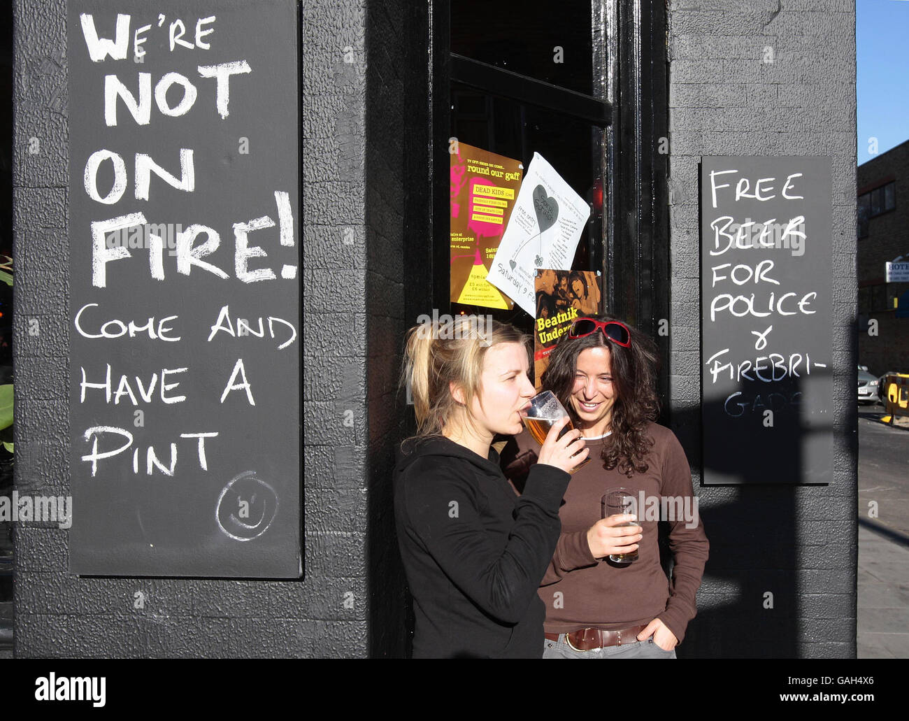 Major fire consumes famous market hi-res stock photography and images ...