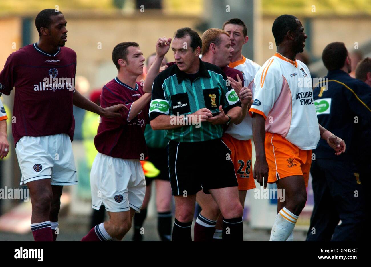 Willie young referee hi-res stock photography and images - Alamy
