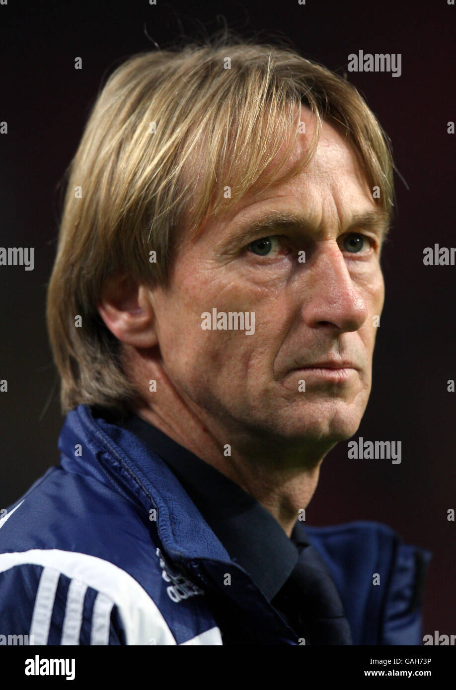 Fc utrecht manager hi-res stock photography and images - Alamy