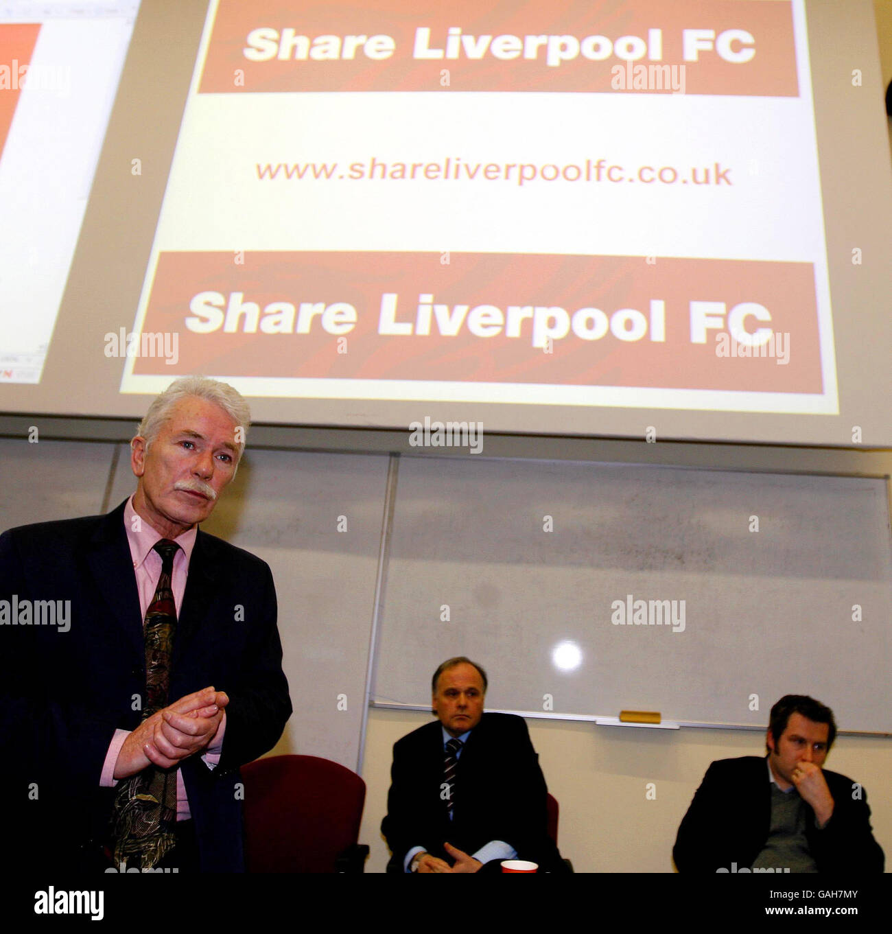 Liverpol fc hi-res stock photography and images - Alamy