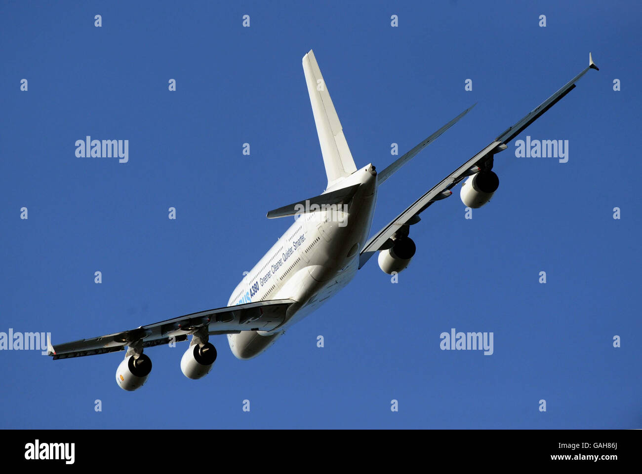 Airbus a380 test flight on hi-res stock photography and images - Alamy