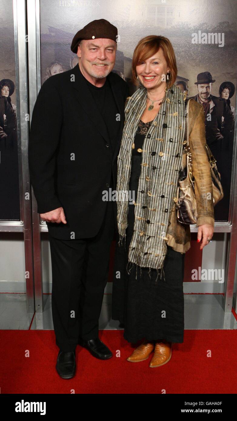 Stacy Keach arrives at the premiere of The Man Who Came Back at the ...